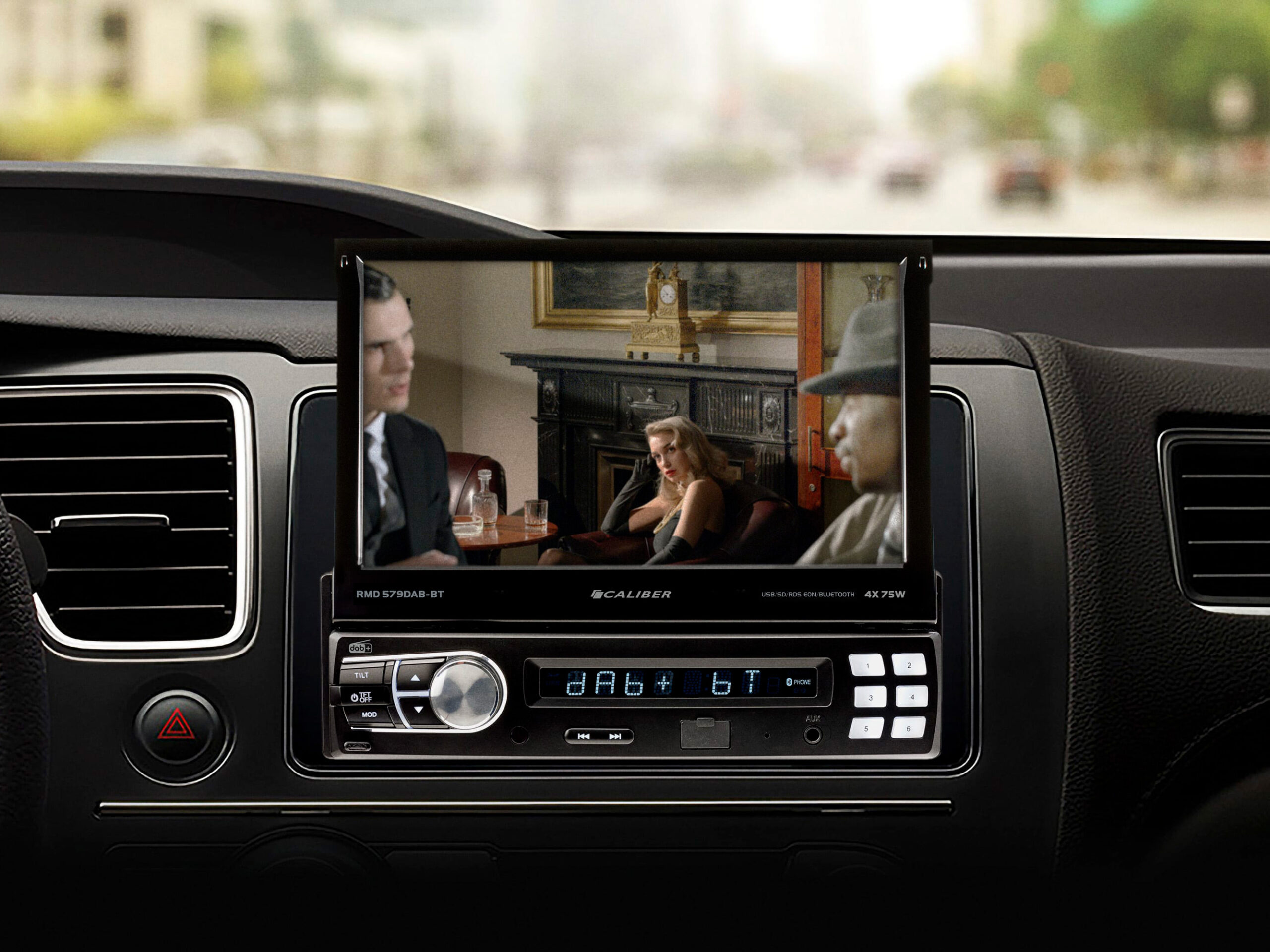 Autoradio avec écran motorisé Bluetooth® technologie USB SD 4x 75Watt ...