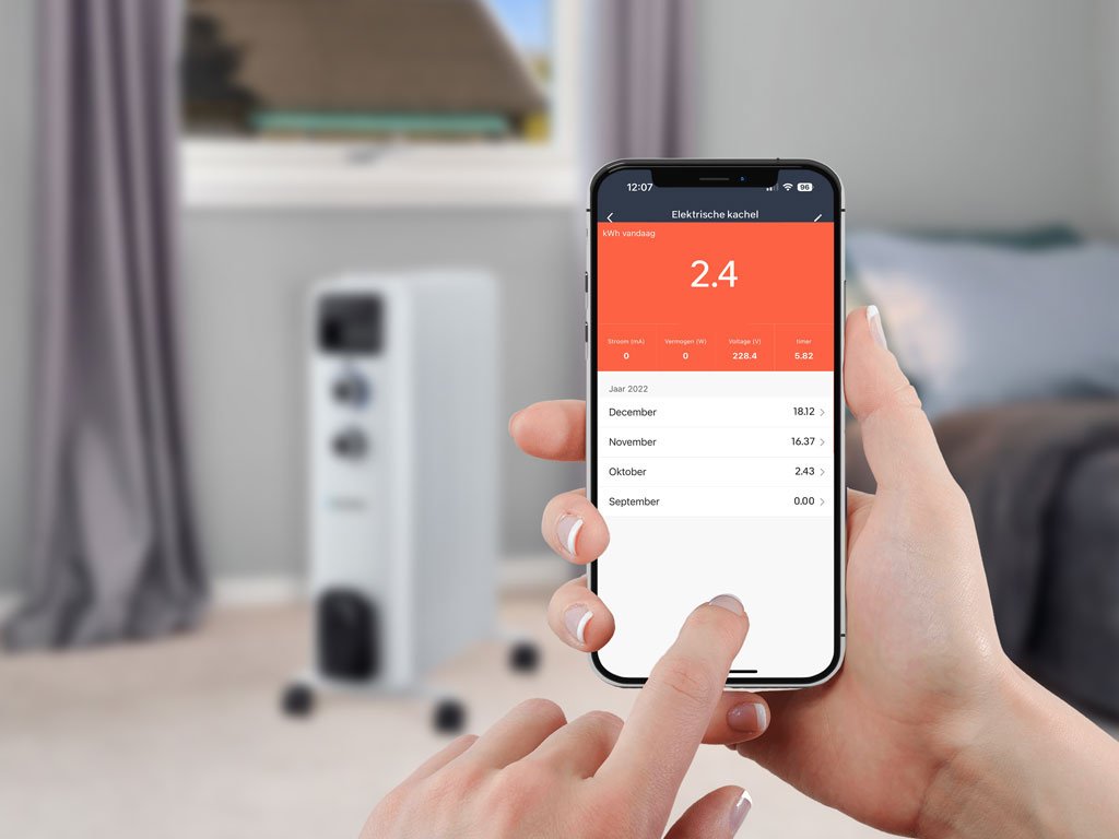 Smart Plug With Energy Monitor - RGB LEDs (HWP101LE) | Caliber